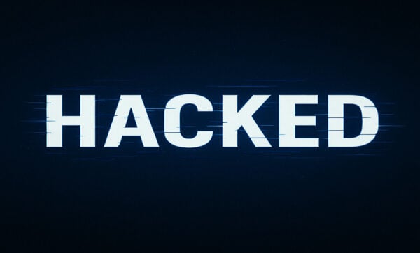 US Radio Stations Hijacked by Hackers , False Alerts